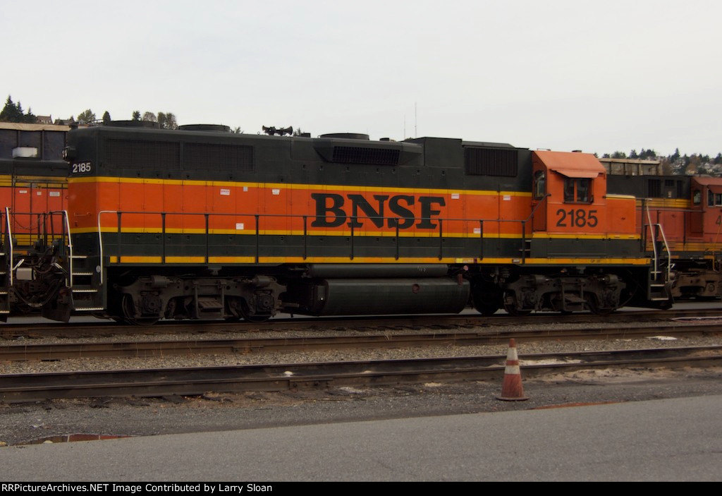 BNSF 2185